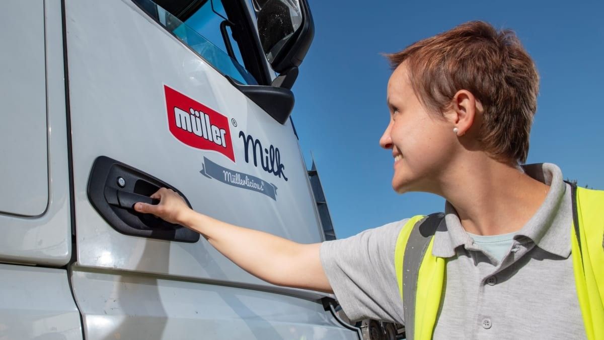Müller launches major recruitment drive for drivers - Asian Trader ...