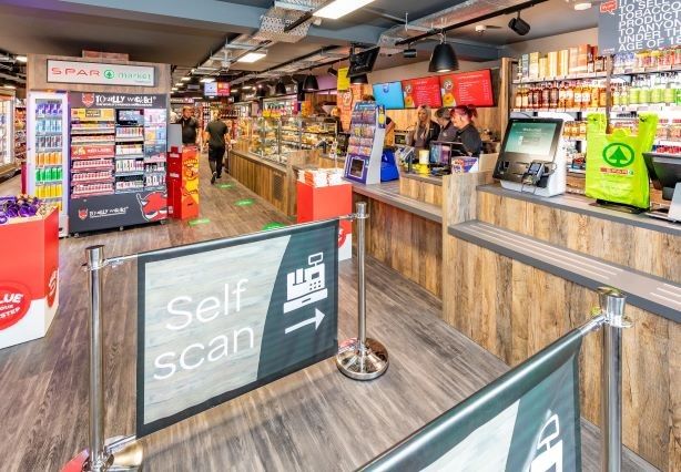CJ Lang opens new SPAR store in East Ayrshire with ‘record-breaking ...