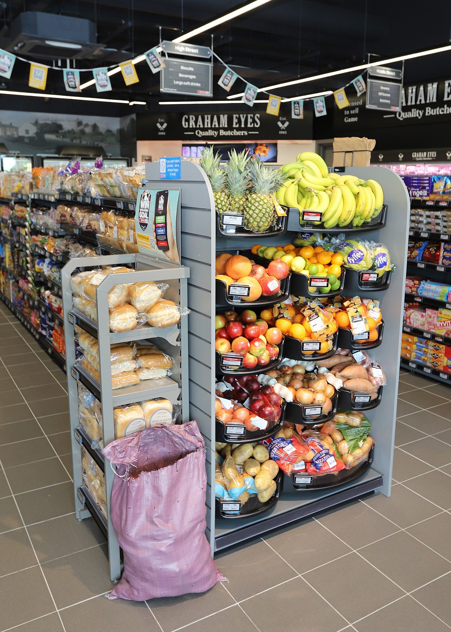 New SPAR store opens in Nafferton - Asian Trader - Business & Industry ...